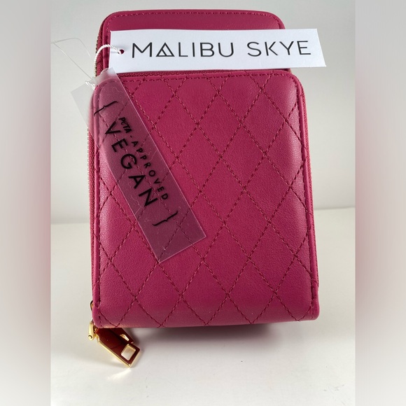Malibu Skye | Bags | Malibu Skye Breanna Quilted Vegan Leather ...